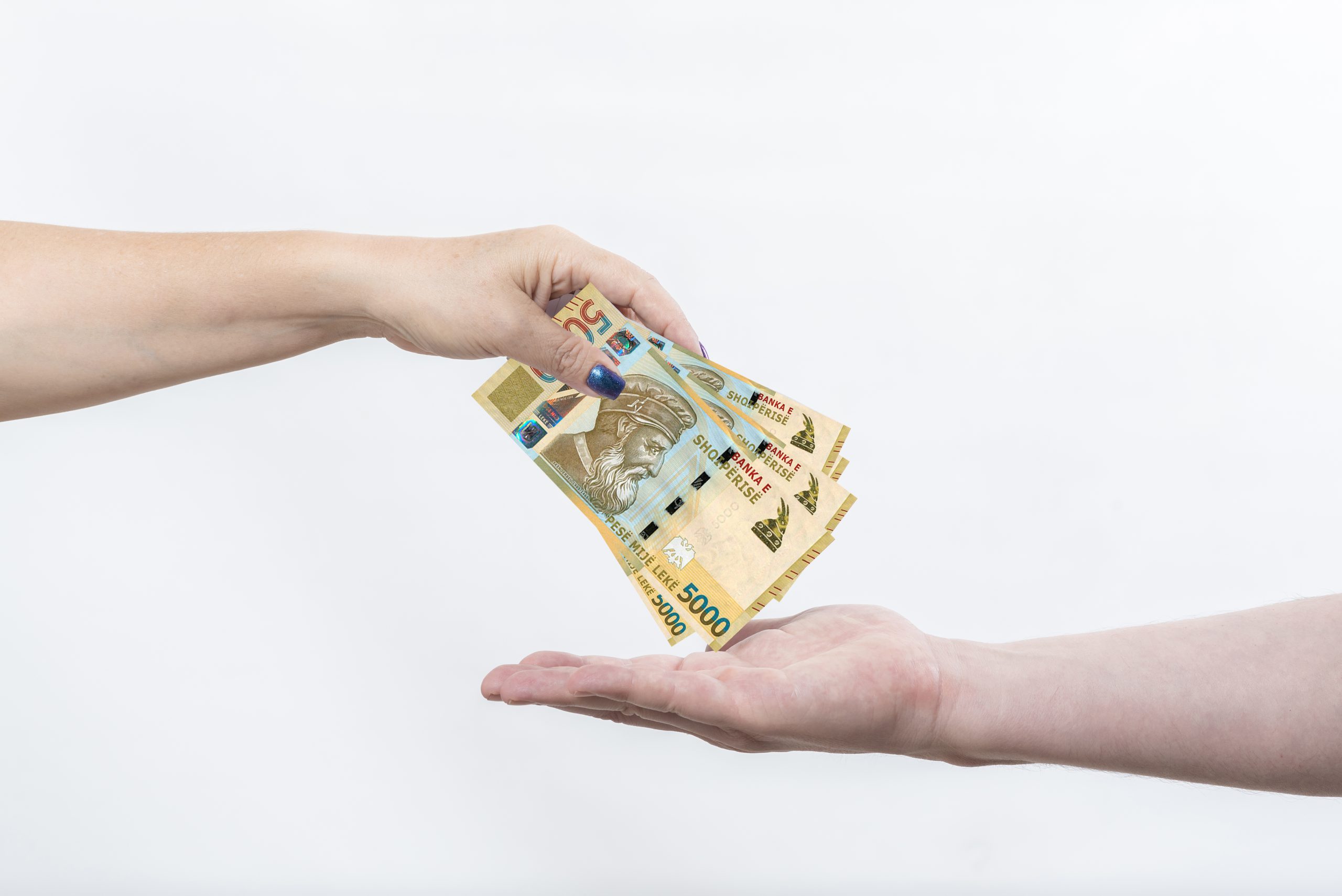 MiA finance Sh.a – Kredi e shpejtë brënda ditës!